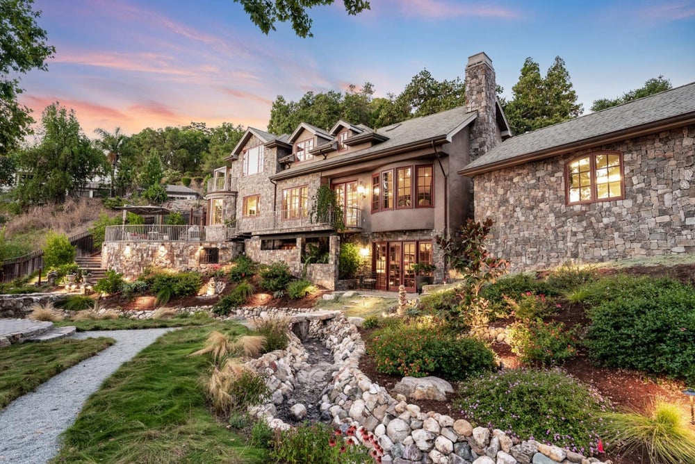 15985 Shannon Road, Los Gatos, CA 95032 - BHGRE