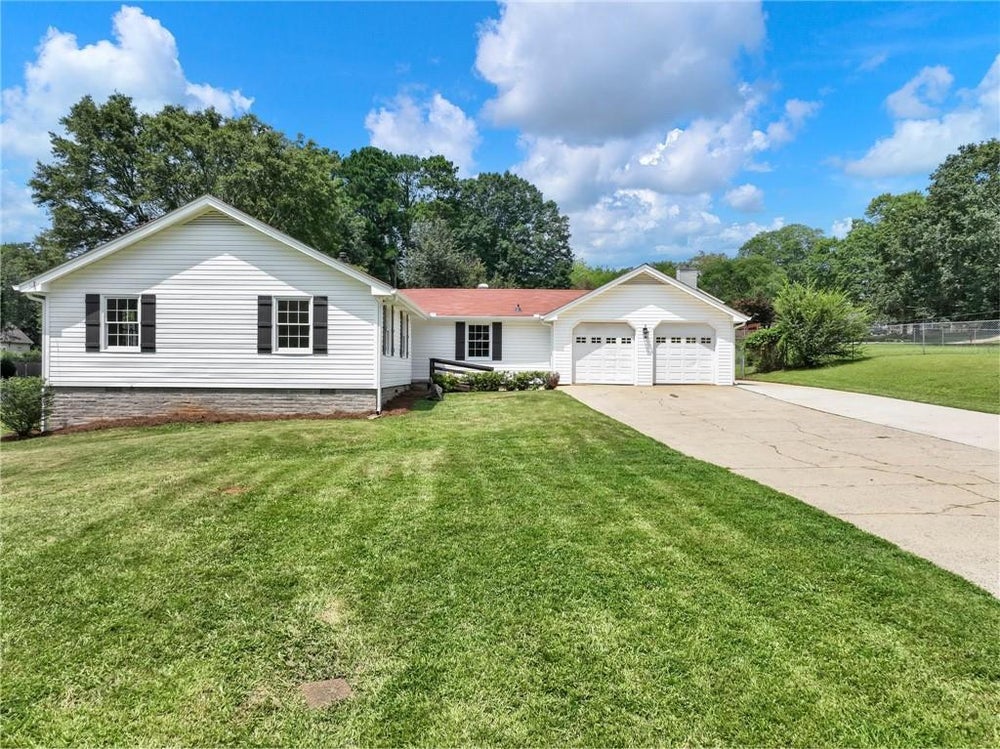 713 Moon Road, Lawrenceville, GA 30046 - BHGRE