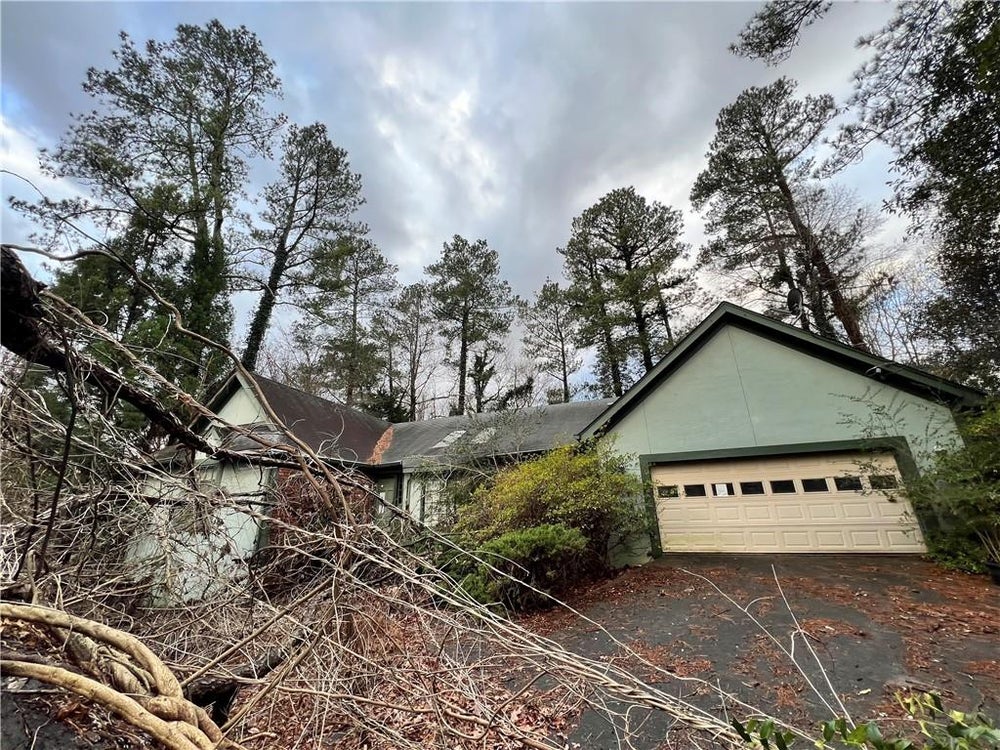 3989 Howell Ferry Road, Duluth, GA 30096 - BHGRE