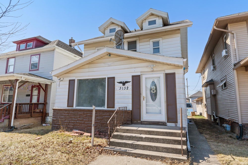 3132 S Calhoun Street, Fort Wayne, IN 46807 - BHGRE