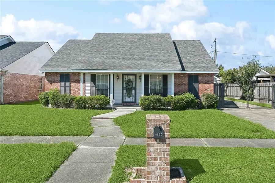 4732 Red Oak Drive, Marrero, LA 70072 | Joyful Living by BHGRE