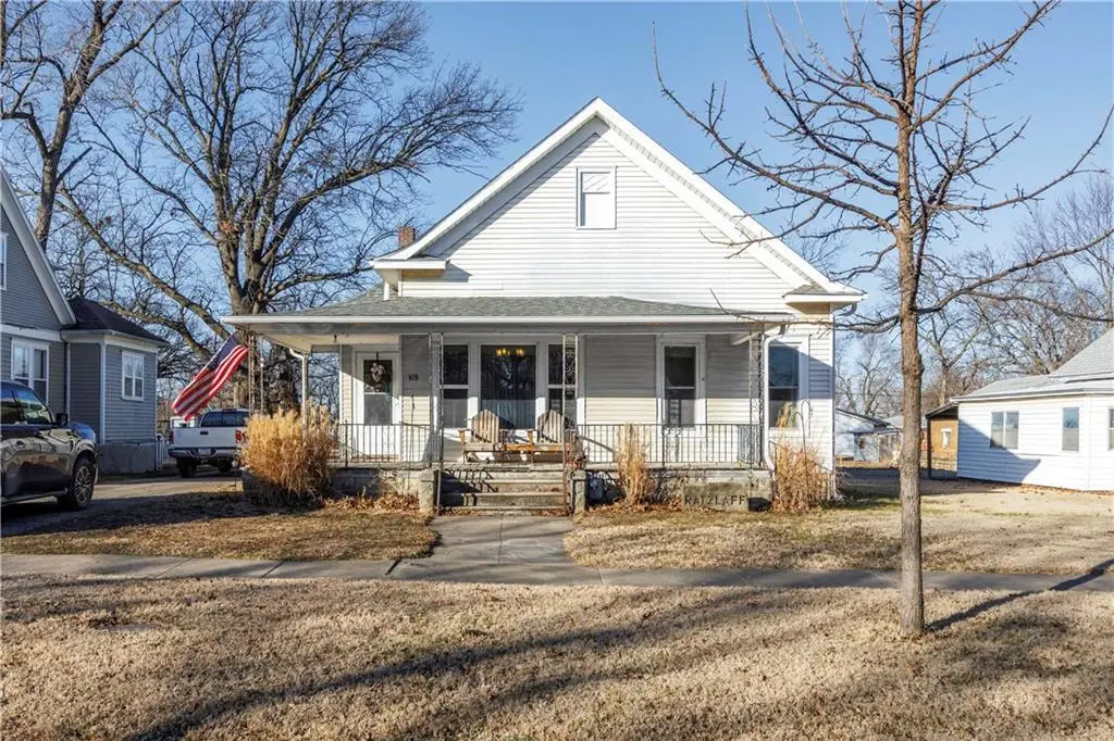619 N 6th Street, Fredonia, KS 66736 | Joyful Living by BHGRE