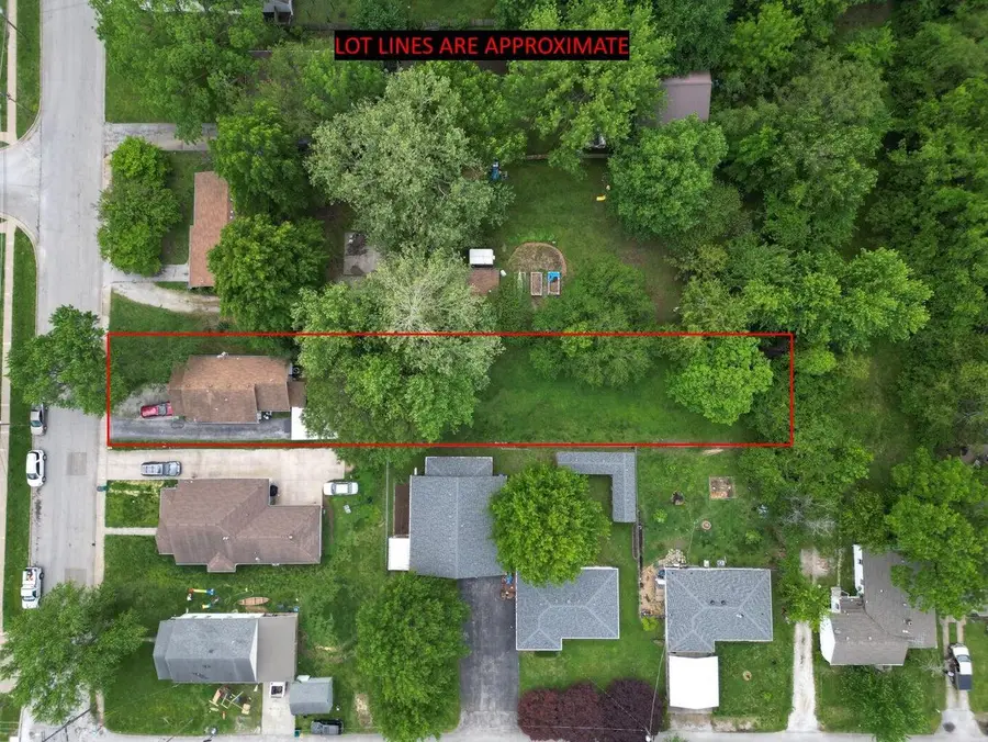 2549 N Delaware Avenue, Springfield, MO 65803 | Joyful Living by BHGRE