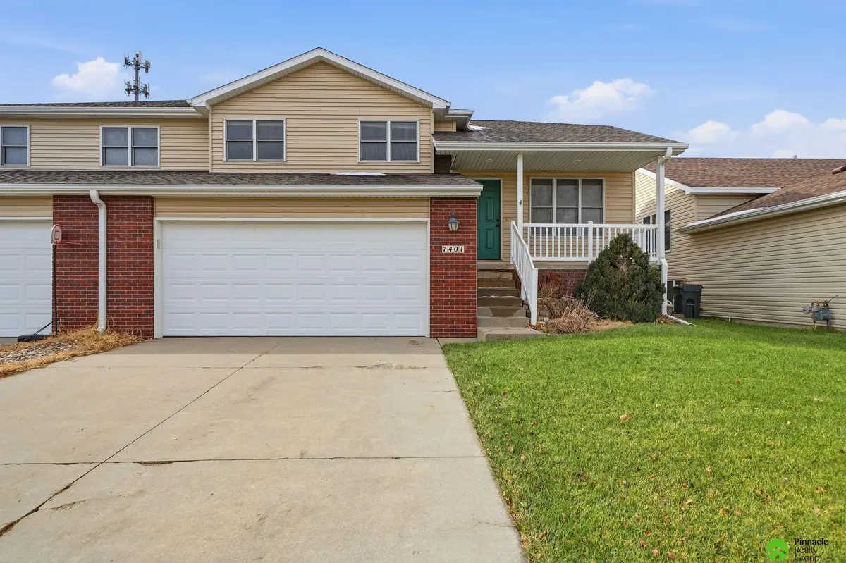 7401 S 28 Street, Lincoln, NE 68516 | Joyful Living by BHGRE