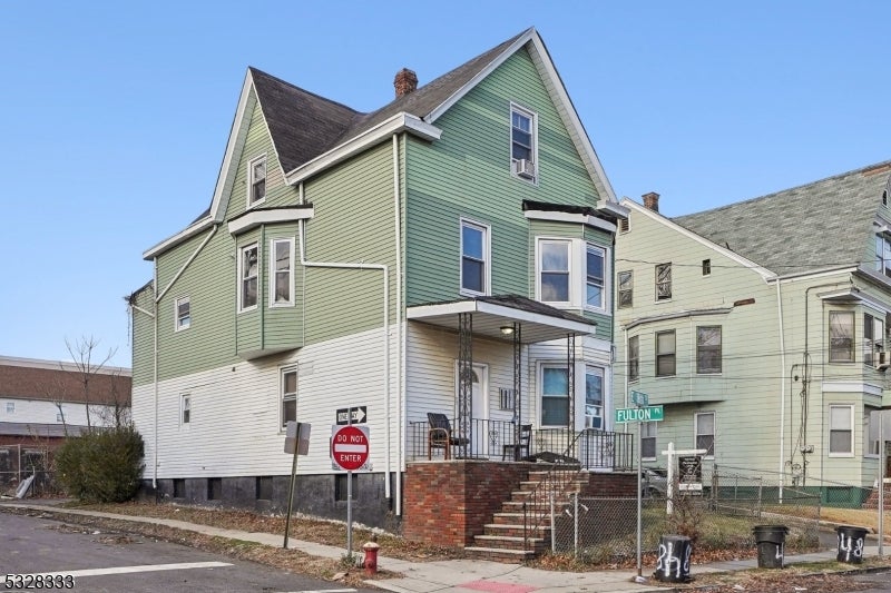 488 E 18th St, Paterson City, NJ 07514 - BHGRE