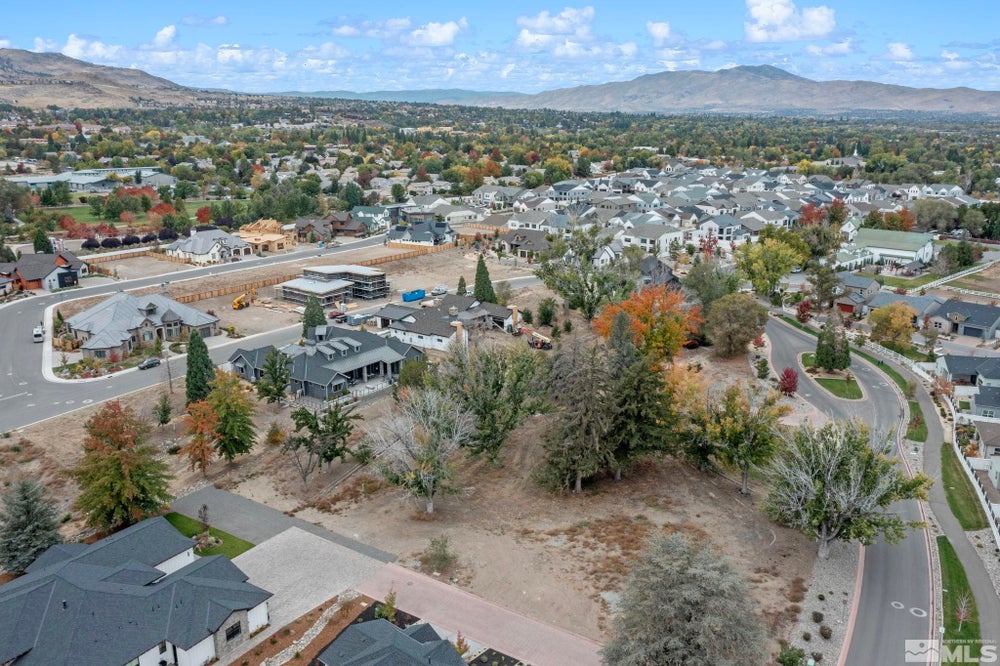 6083 Rancharrah Parkway, Reno, NV 89511 - BHGRE