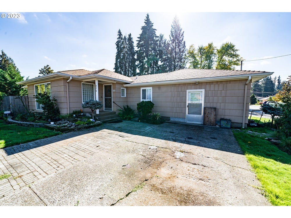 470 W Ida St, Stayton, OR 97383 - BHGRE