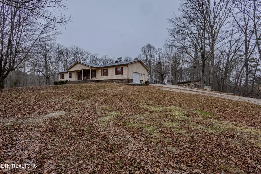 333 Willow Springs Rd, Ten Mile, TN 37880 | Joyful Living by BHGRE